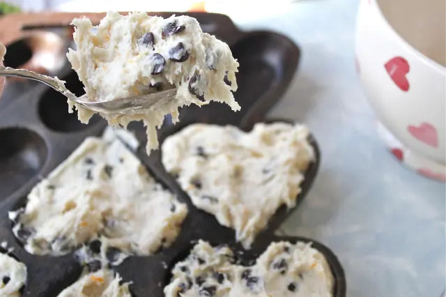 Iron Heart Shaped Pan – Susan Branch